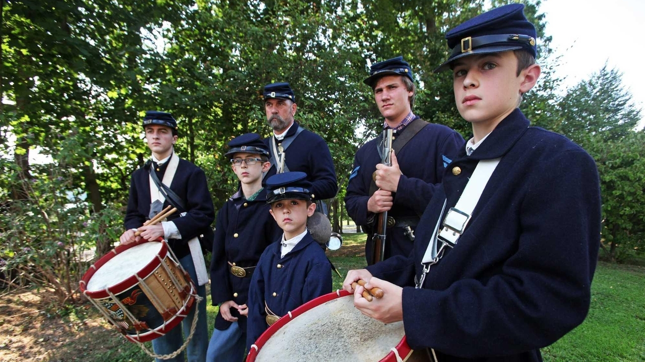 Kids participate in Civil War re-enactments on LI - Newsday