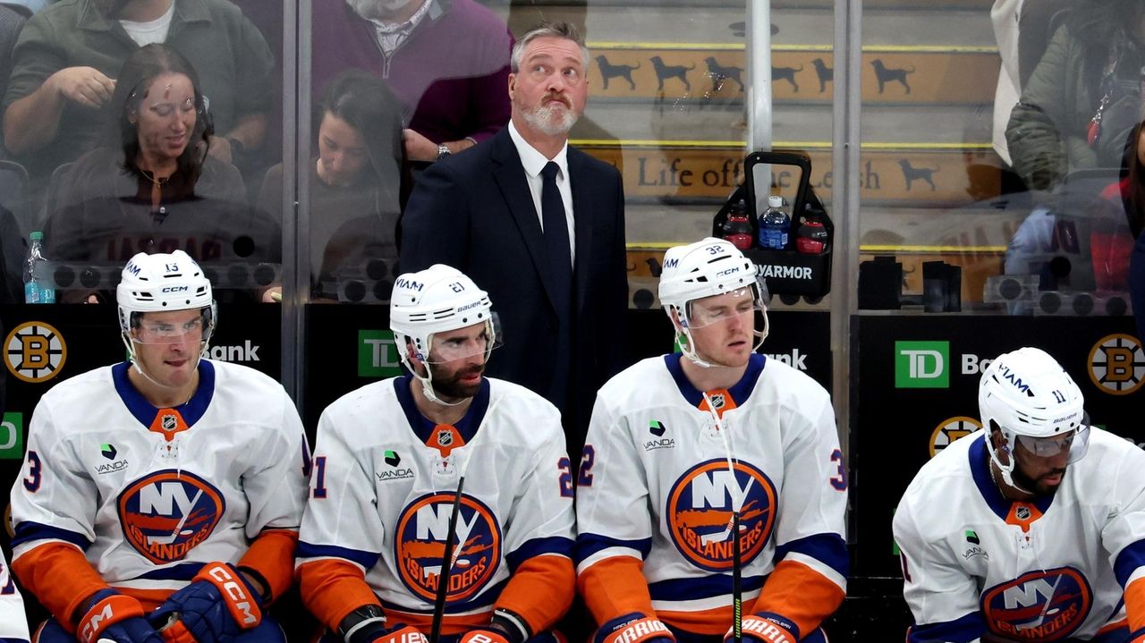 Islanders prepare for 'measuring stick' match vs. Hurricanes - Newsday