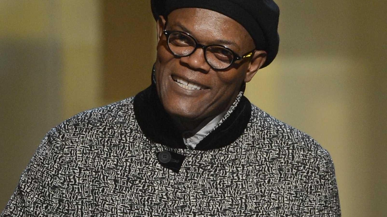 Samuel L. Jackson in Stephen King's 'Cell,' plus more movie buzz - Newsday