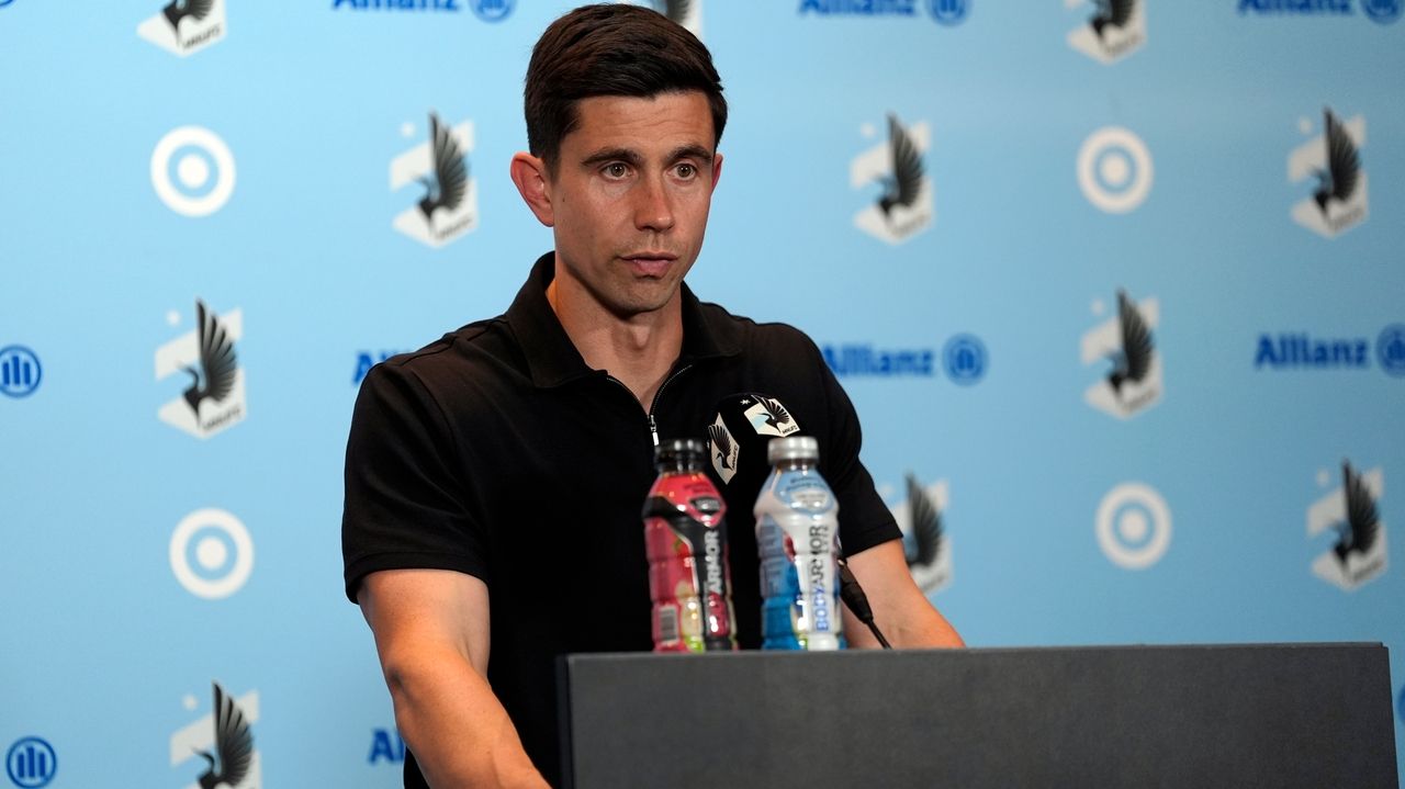 Ryan Gauld has three assists in Whitecaps' 3-1 victory over reeling ...