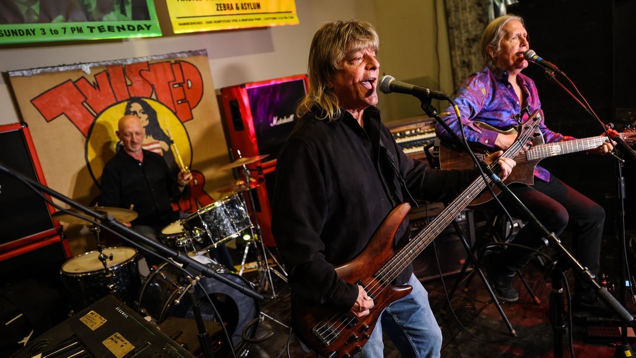 Zebra to play entire debut album at Westbury gig - Newsday