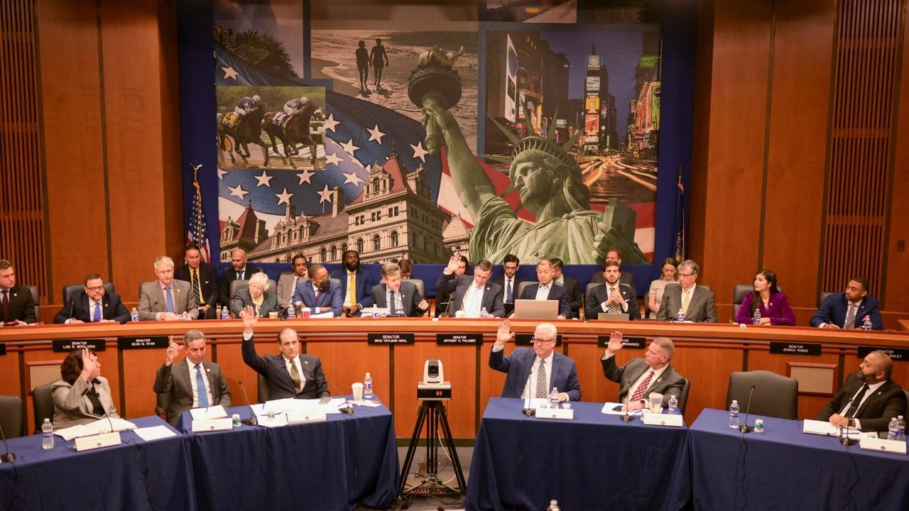 Case deadlocks appear to rise as hunt for NY chief judge pushes into ...