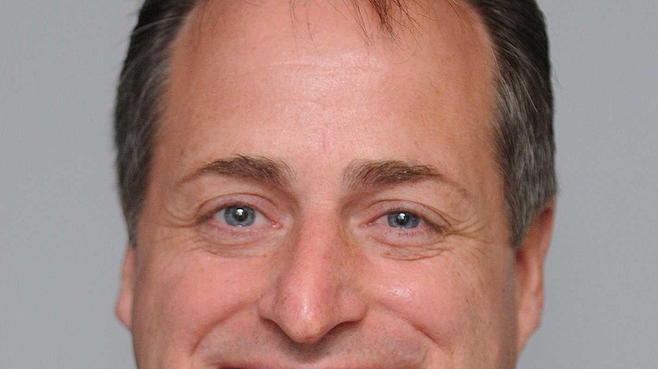 Editorial: Re-elect Brian Curran in 21st Assembly District - Newsday