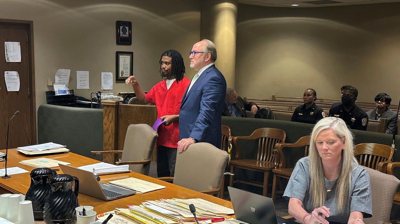 Judge sets February trial for man who faces death penalty in Memphis ...