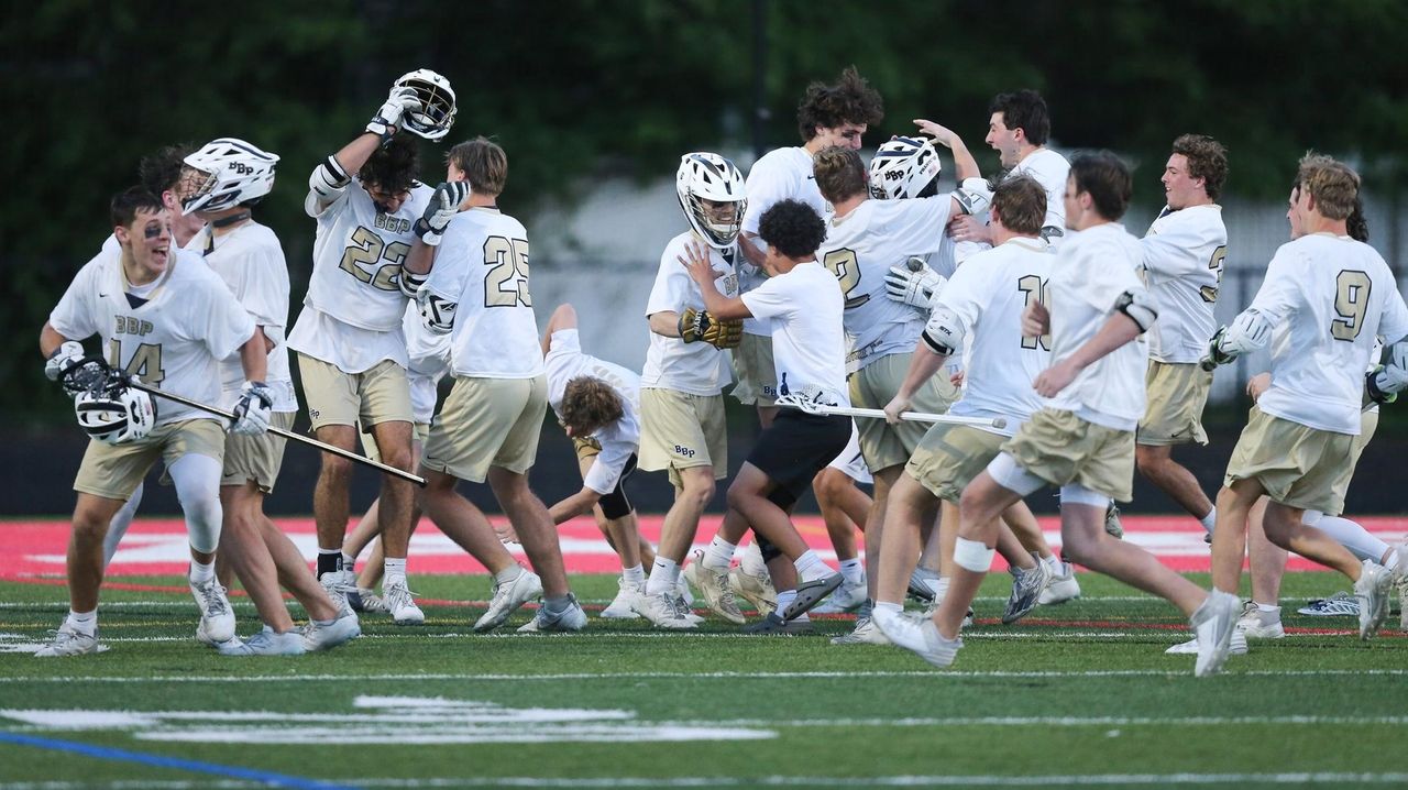Bayport-Blue Point boys lacrosse holds off Wantagh for its first Long ...