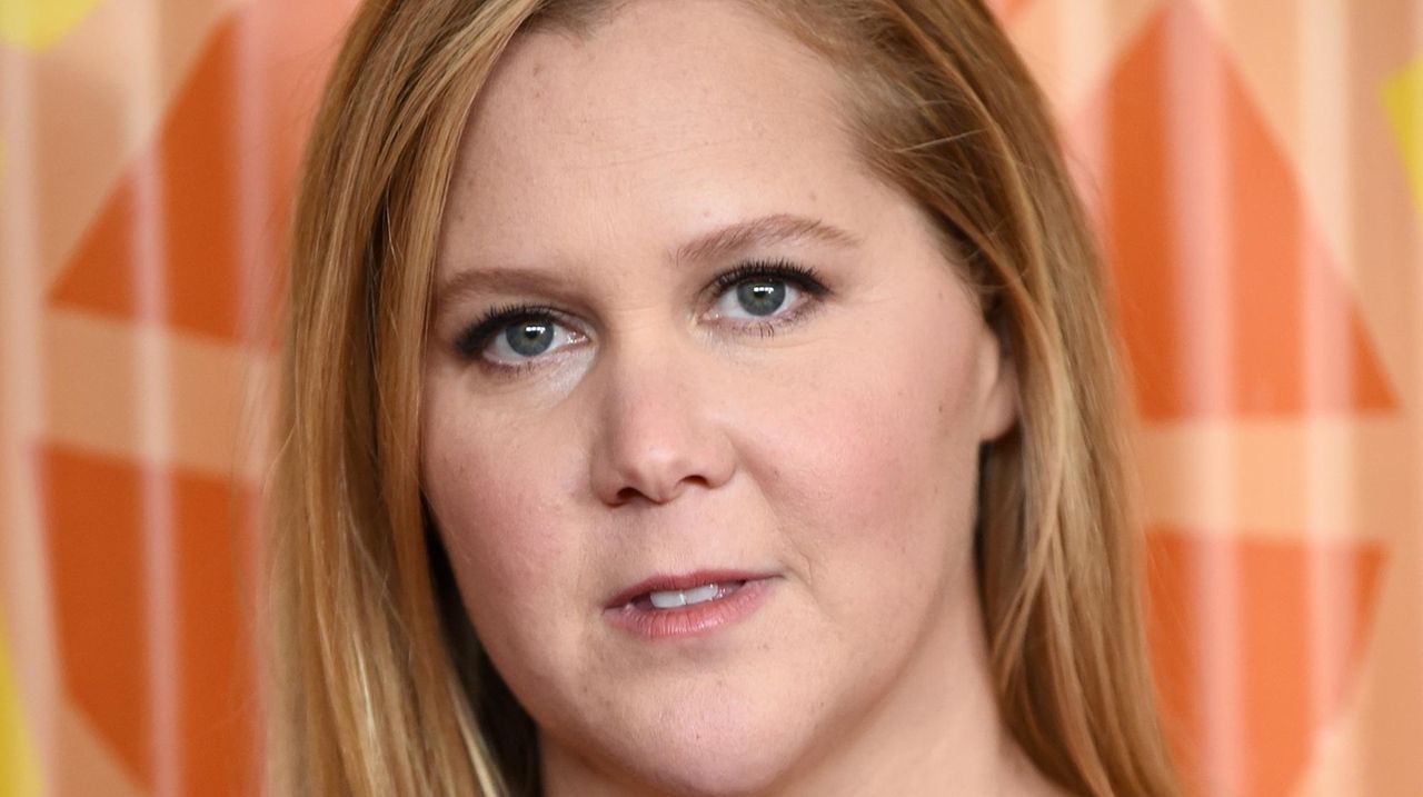 Amy Schumer undergoes surgery, has uterus, appendix removed - Newsday