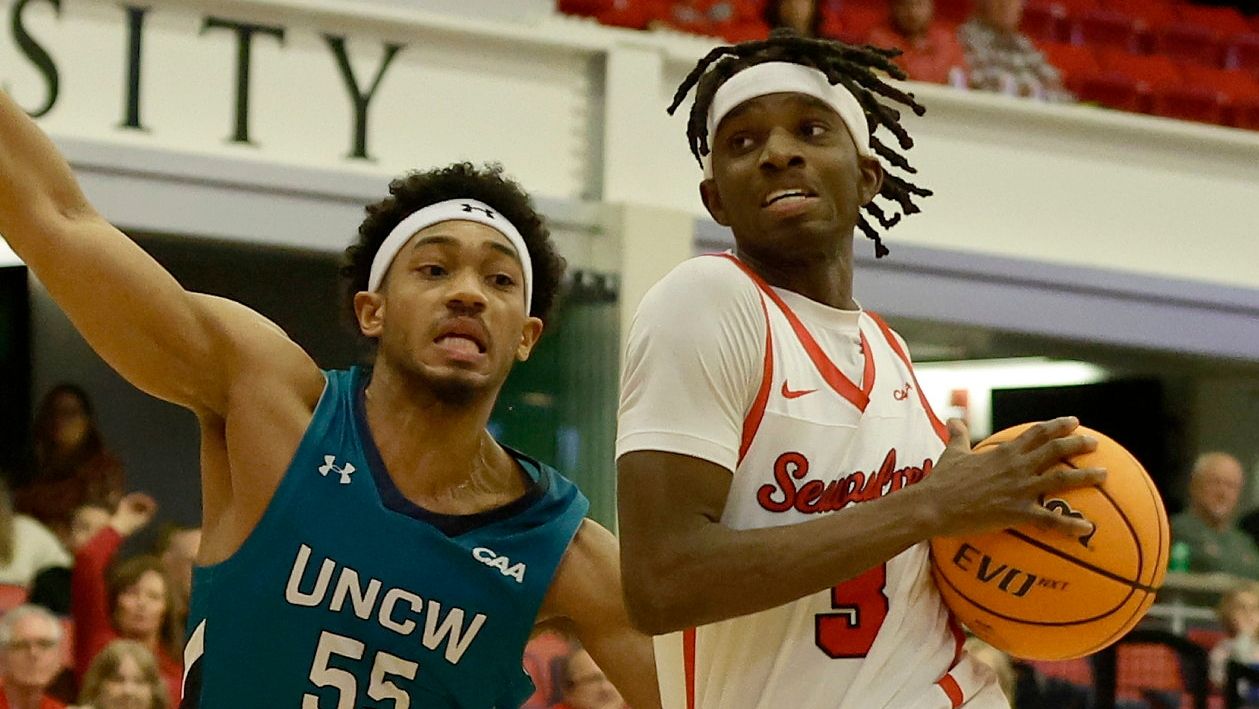 Stony Brook can't keep up with late UNCW surge - Newsday