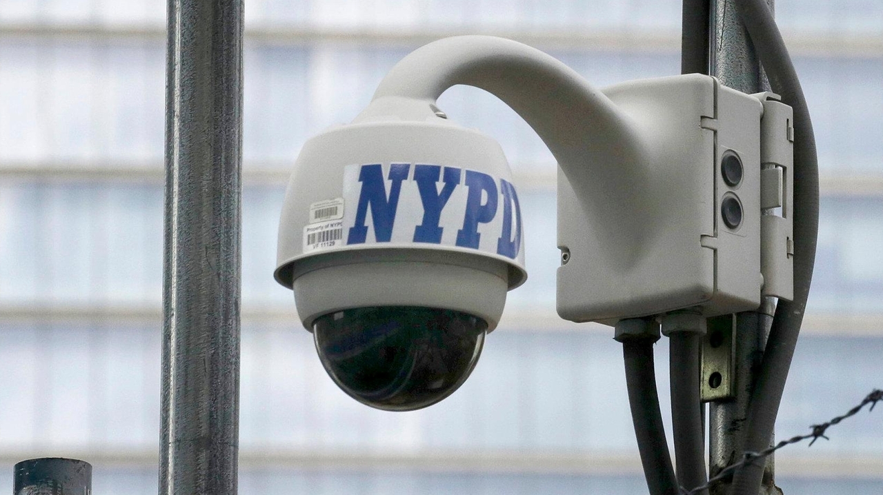 NYPD installing 100 new security cameras in Brooklyn Jewish ...