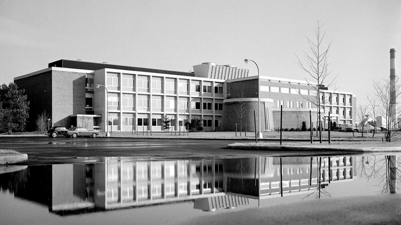 Brookhaven National lab earns landmark status - Newsday