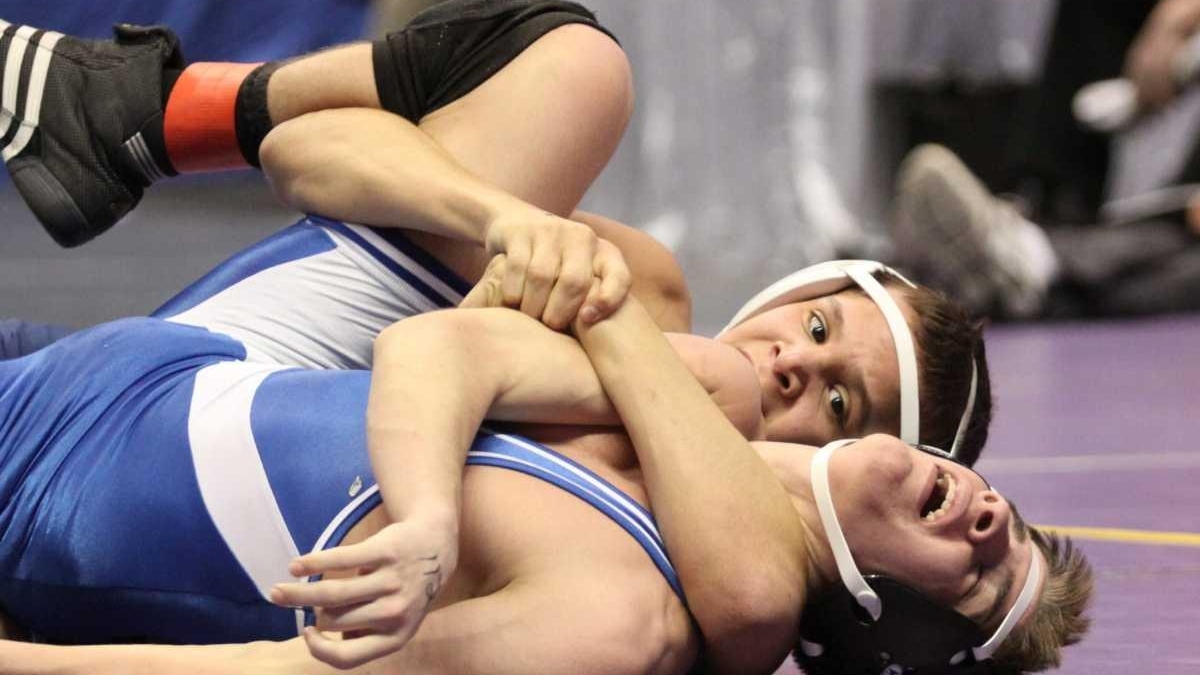 BIG 10: Longwood wrestling stands atop - Newsday
