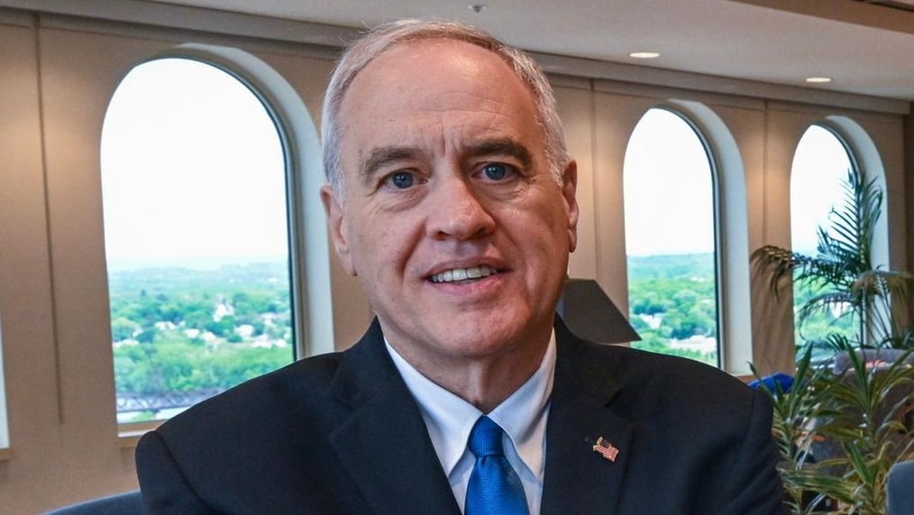 Comptroller Tom DiNapoli cuts NY pension investment in more oil, gas ...