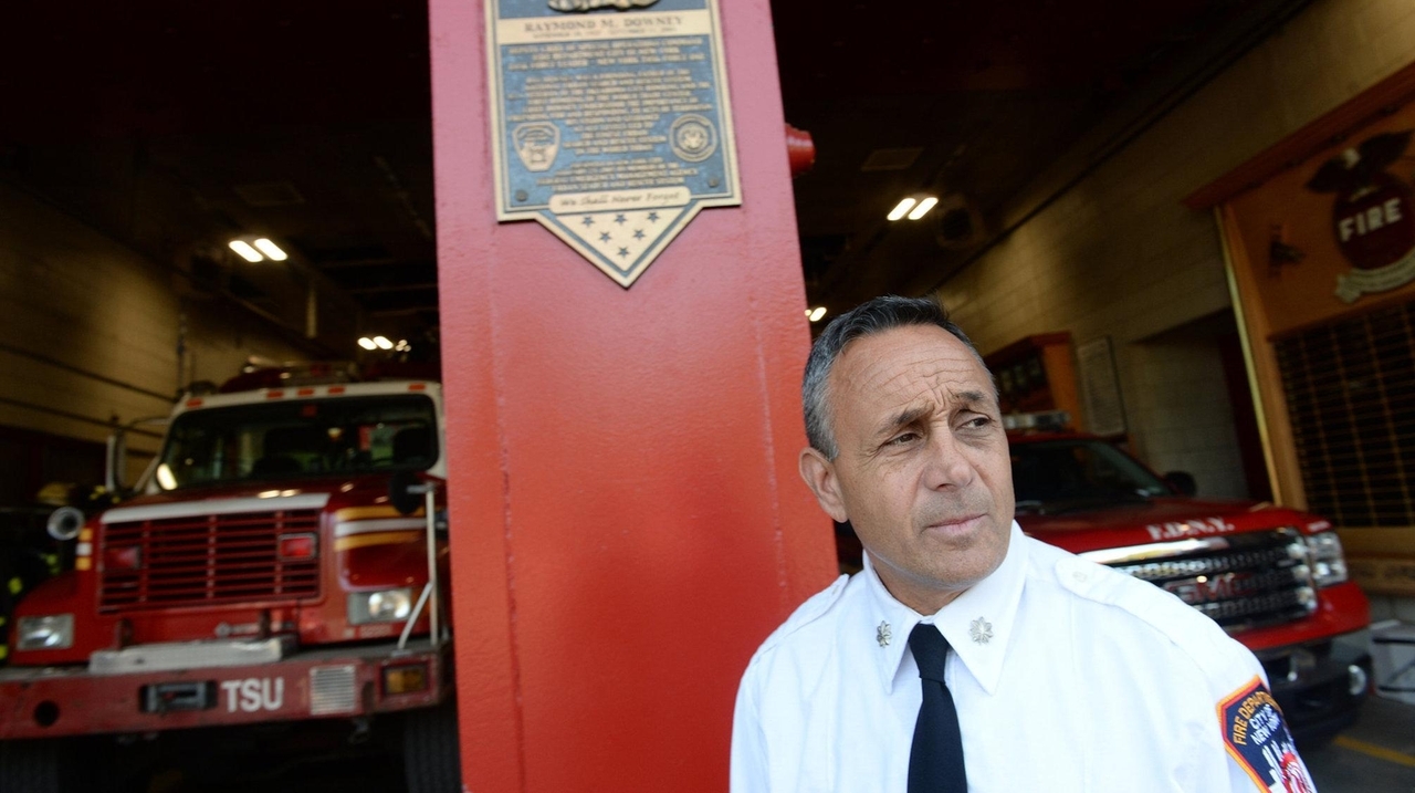 Firefighter's legacy motivates 3 from Deer Park running NYC Marathon ...