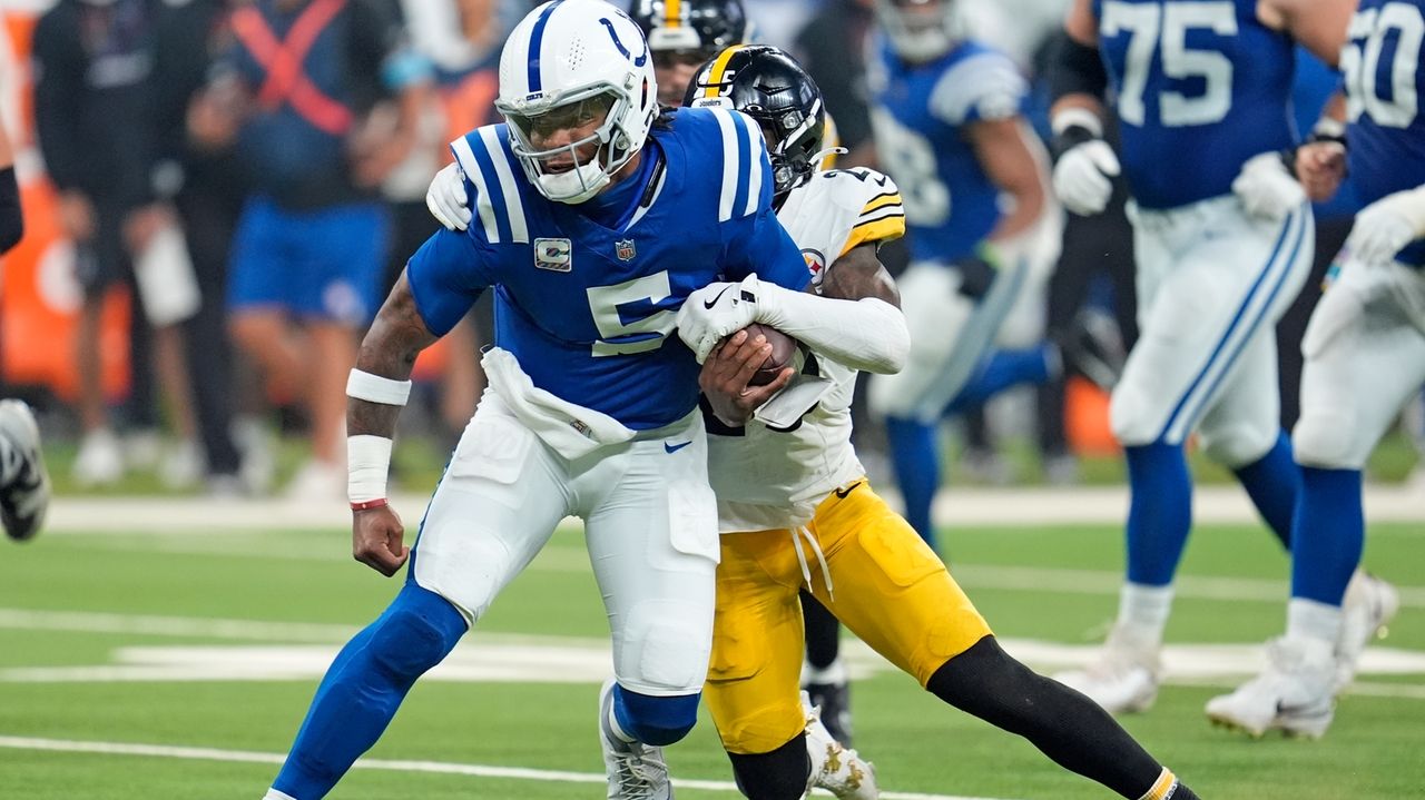 AP Source: Michael Pittman Jr.'s back injury adds new concern to Colts ...