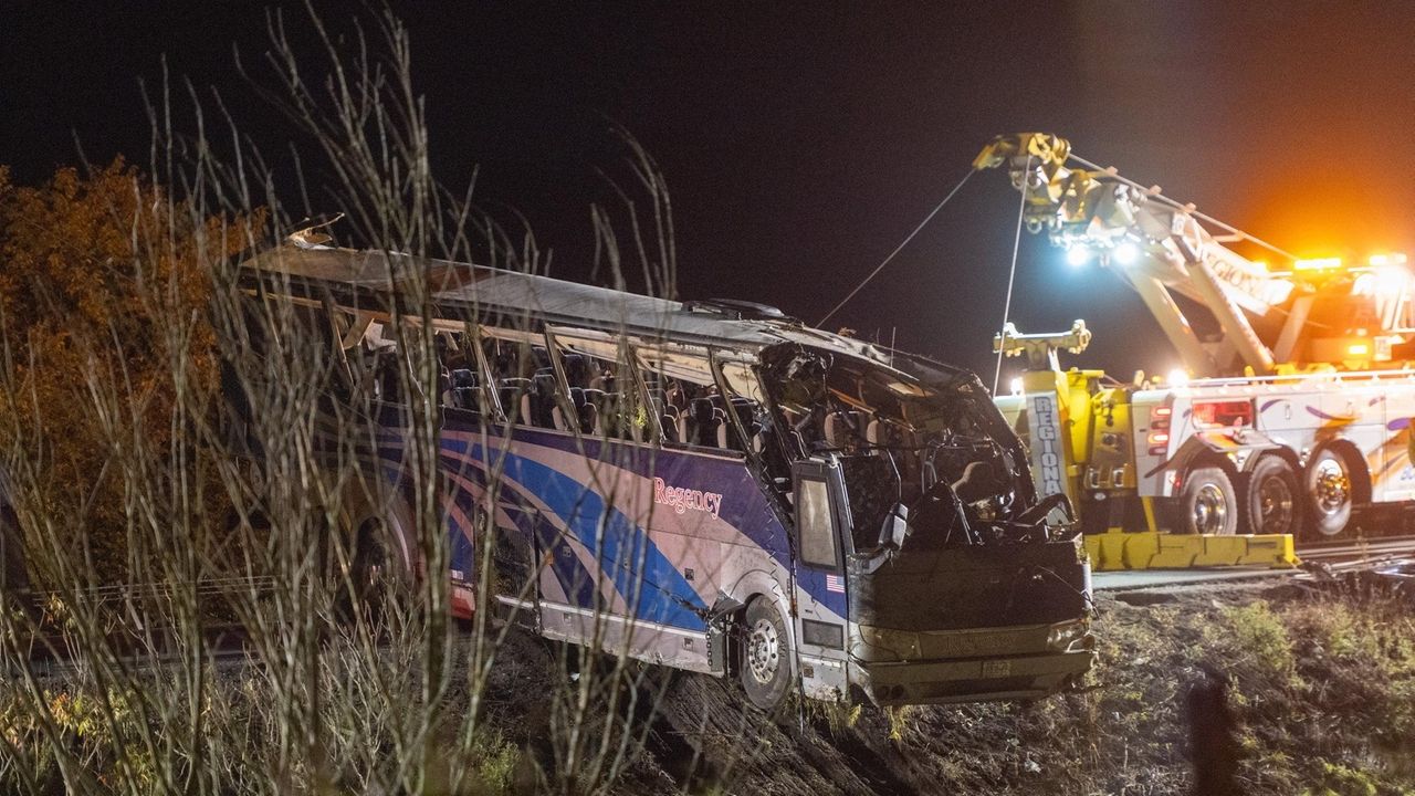 Farmingdale High School bus crash: Victims, witnesses, first responders describe 'horrible ...