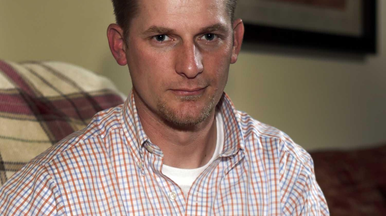 Selden man appeals for living kidney donor - Newsday