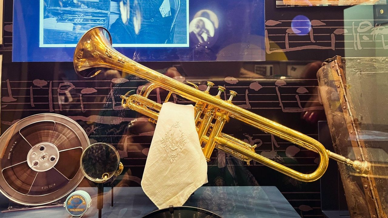 Louis Armstrong's 'wonderful world' of papers, records, letters at new ...