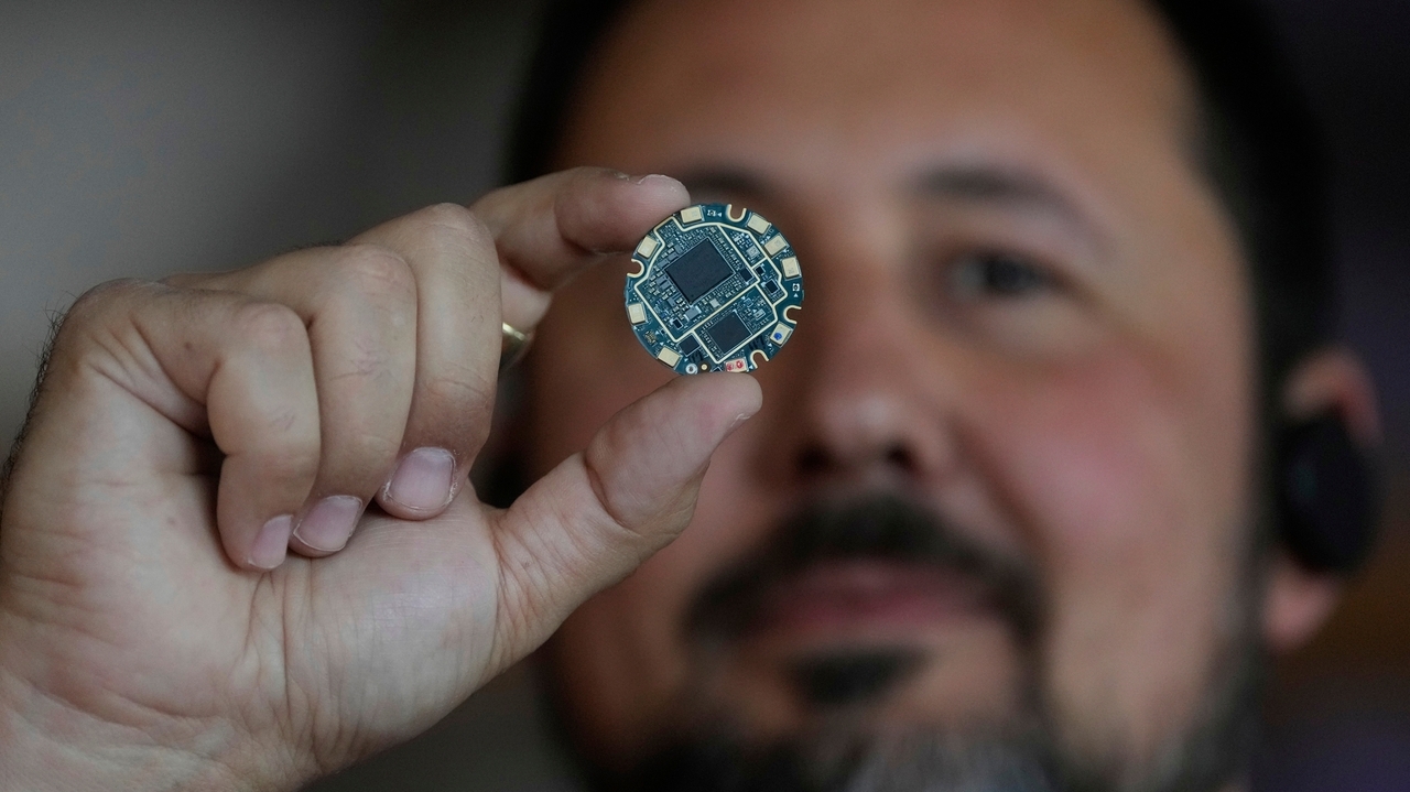 AI device startup that sued OpenAI and Jony Ive is now suing its own ex ...