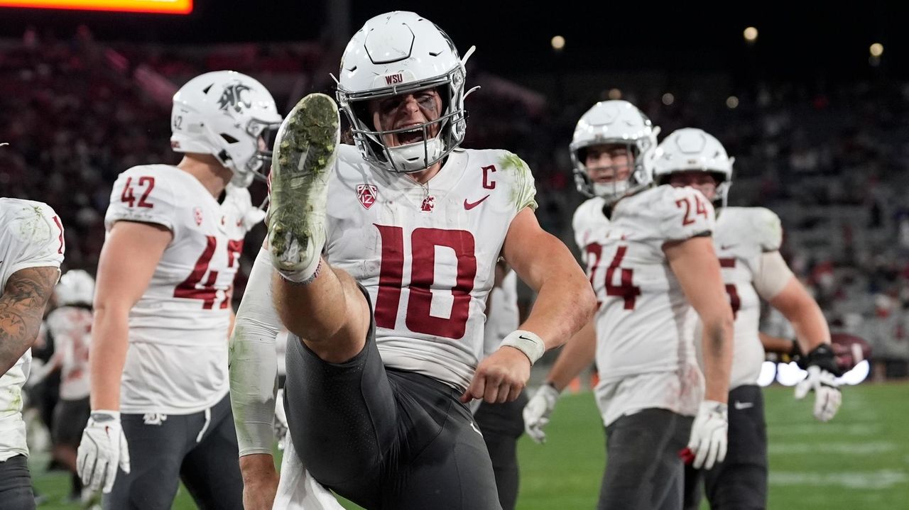 AP Top 25 Extra Points: Washington State's season debut in poll at No ...