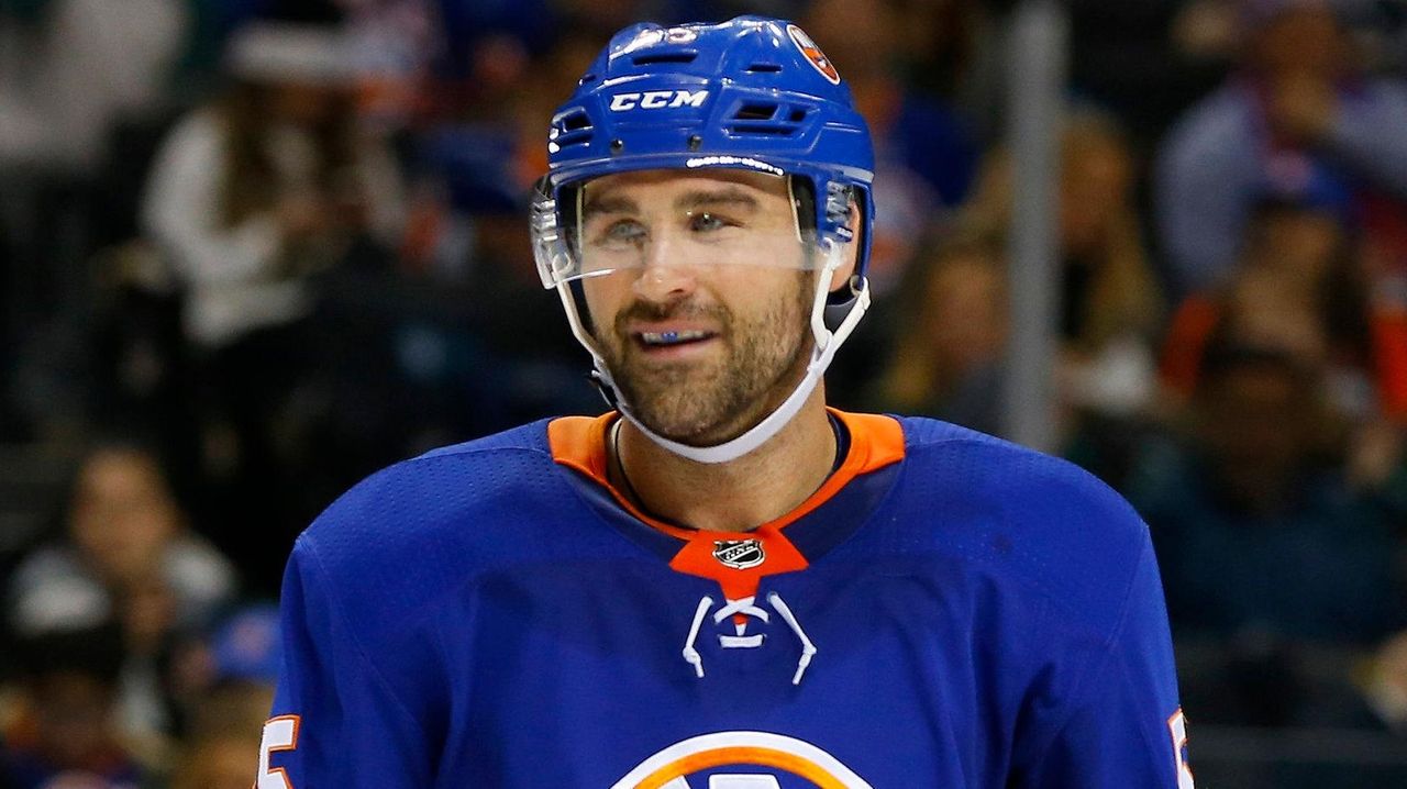 Eye injury ends defenseman Johnny Boychuk's career with Islanders - Newsday