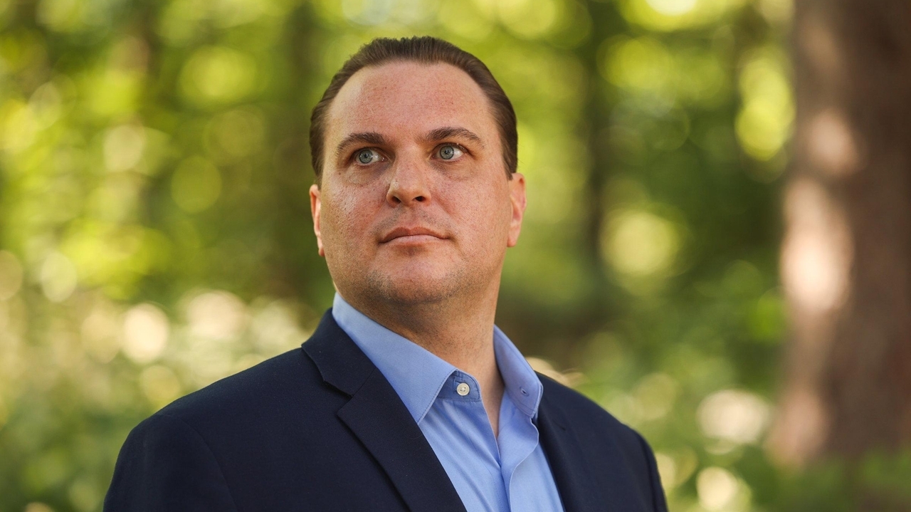 Hospital official accused in lawsuit of child sexual abuse while at ...