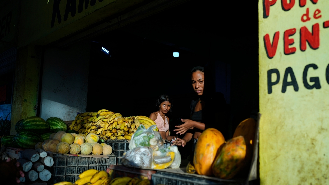 PHOTO ESSAY: Millions of Venezuelans struggle with food insecurity ...