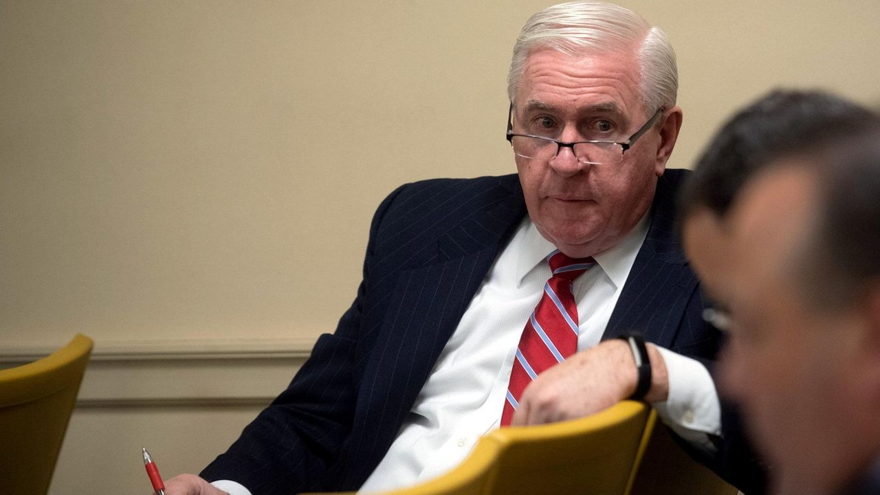 'We have the votes': Email on $2M town contract ex-Oyster Bay official ...