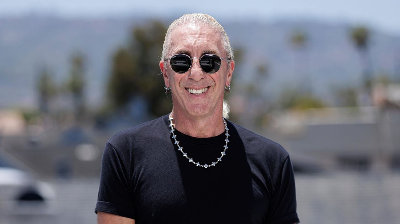 Twisted Sister's Dee Snider back on LI for book signing, Long Island ...