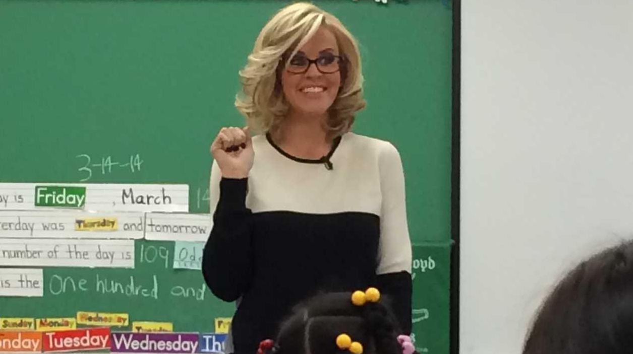 Jenny McCarthy, 'The View' co-host, takes over Shirley classroom - Newsday