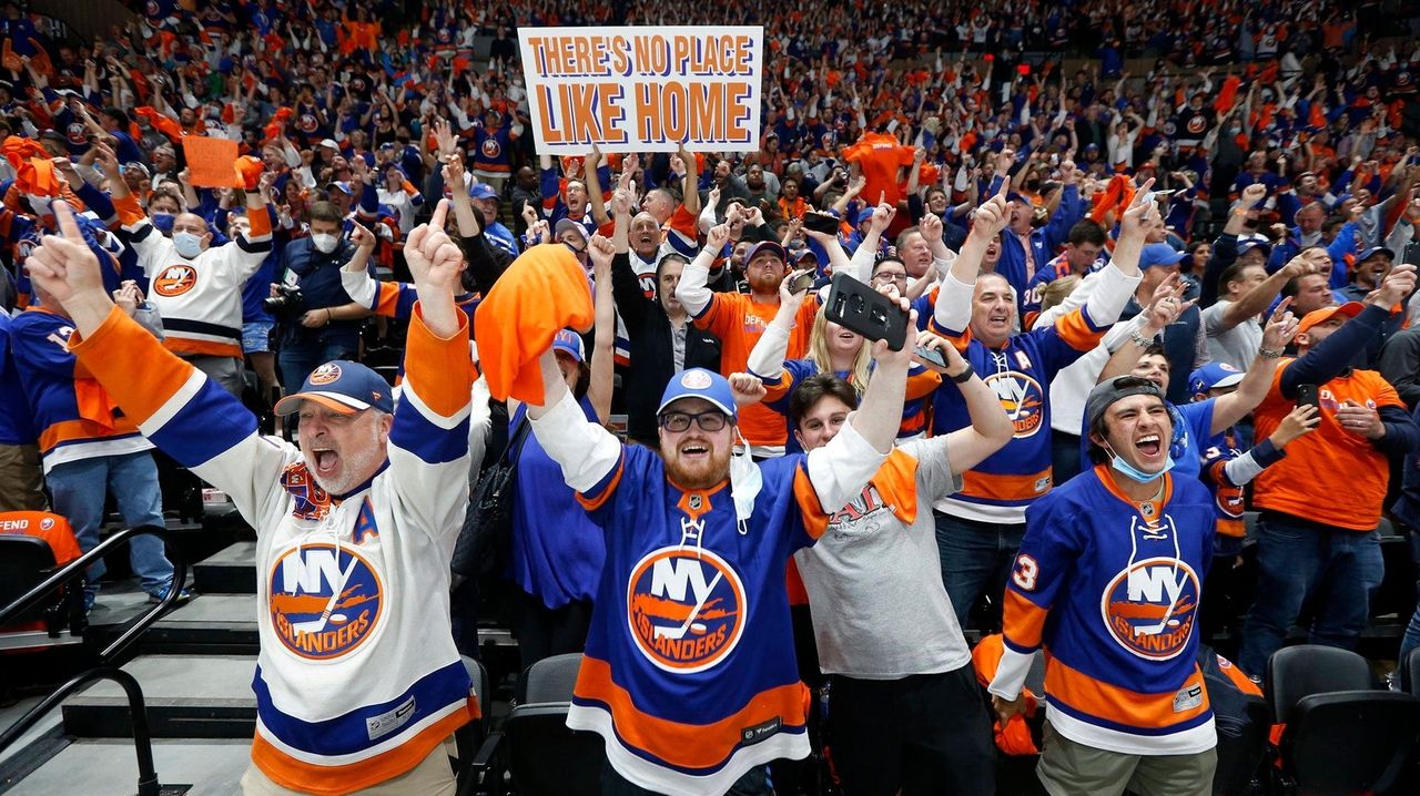 Islanders' series-clinching win over Penguins gives Nassau Coliseum ...