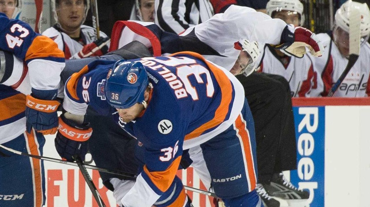 Islanders unable to goad Capitals' Tom Wilson into fight - Newsday