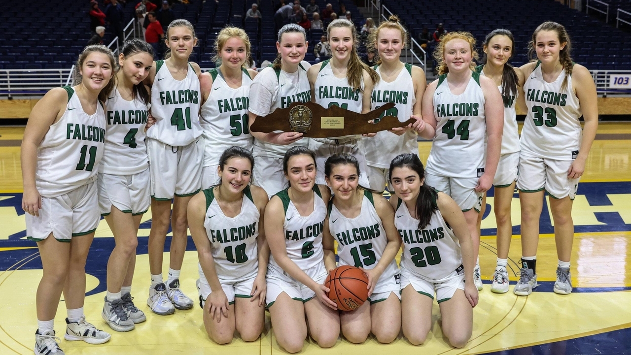 Long Island Class B championship: Center Moriches vs. Locust Valley ...