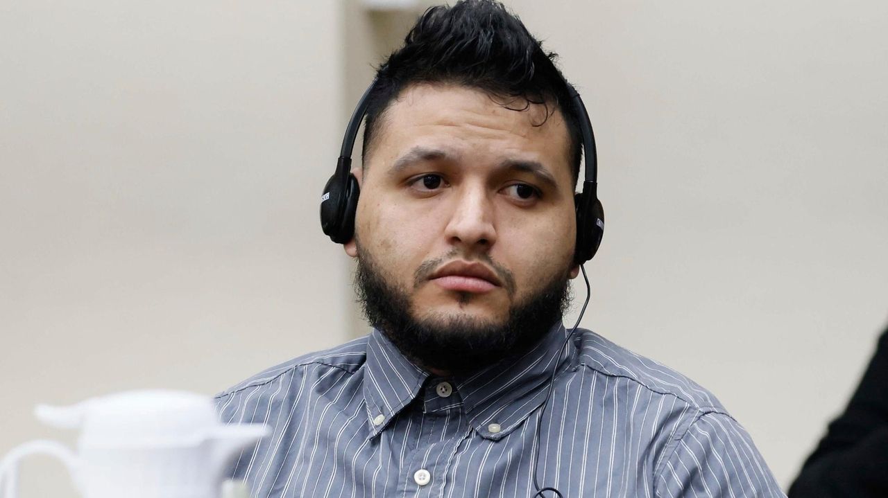 Agent says GPS data puts Georgia student Laken Riley in same area as ...