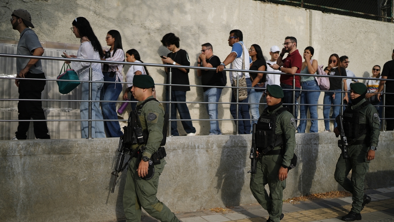Colombia's presidential election pits outgoing leader's ally against ...