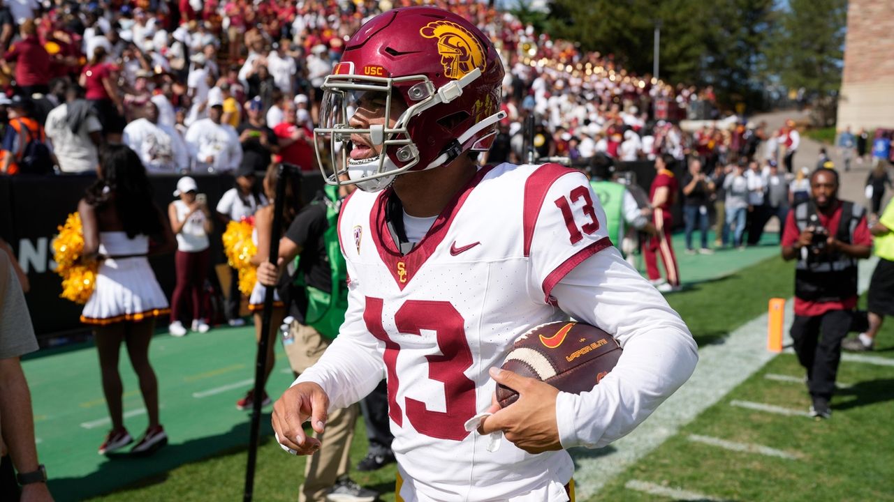 Williams ties career high with 6 TD passes, No. 8 USC withstands late Colorado rally for 48-41 ...