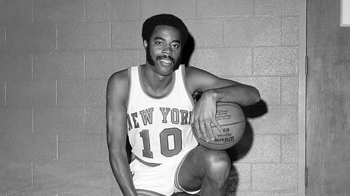 Walt Frazier takes trip down Clyde's memory lane - Newsday