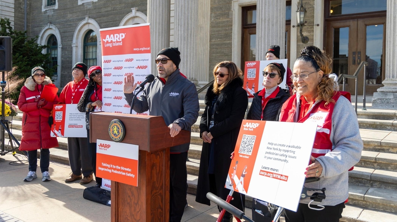 AARP walking audit aims to make Long Island roads more pedestrian-safe ...
