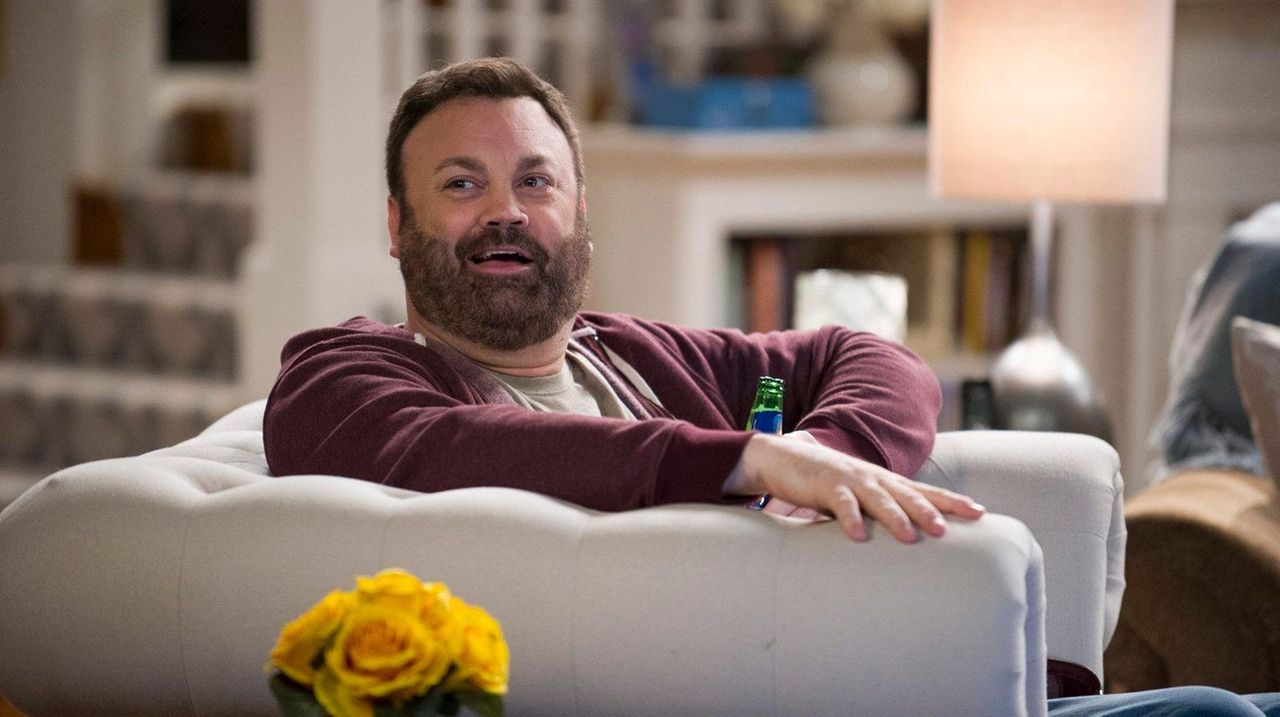 Chris Roach to open for Kevin James at Paramount shows - Newsday