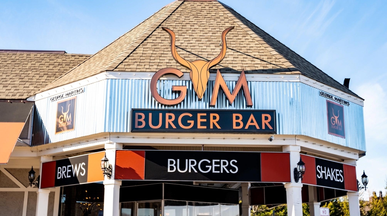 GM Burger Bar closes in Massapequa Park - Newsday