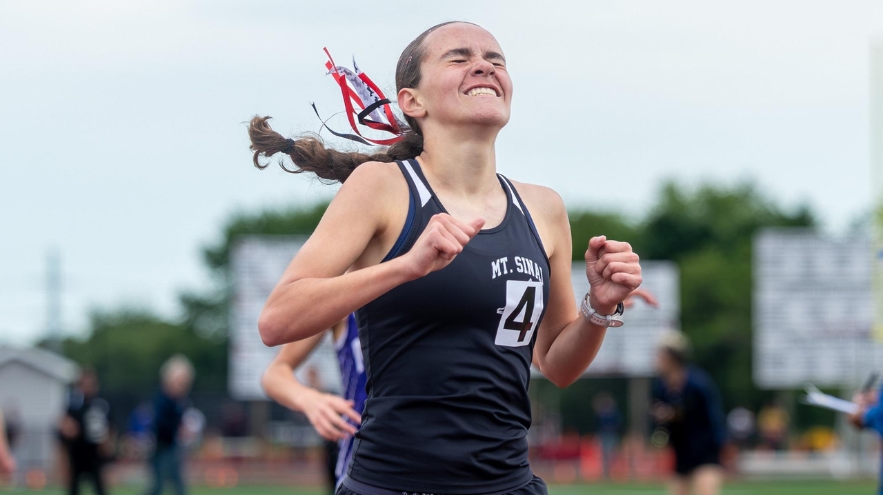 Photos: Suffolk Class D boys and girls track and field championships ...