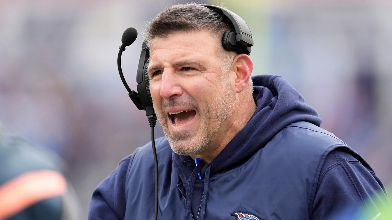 Mike Vrabel would be great coaching fit for Jets or Giants; just ask his former player - Newsday