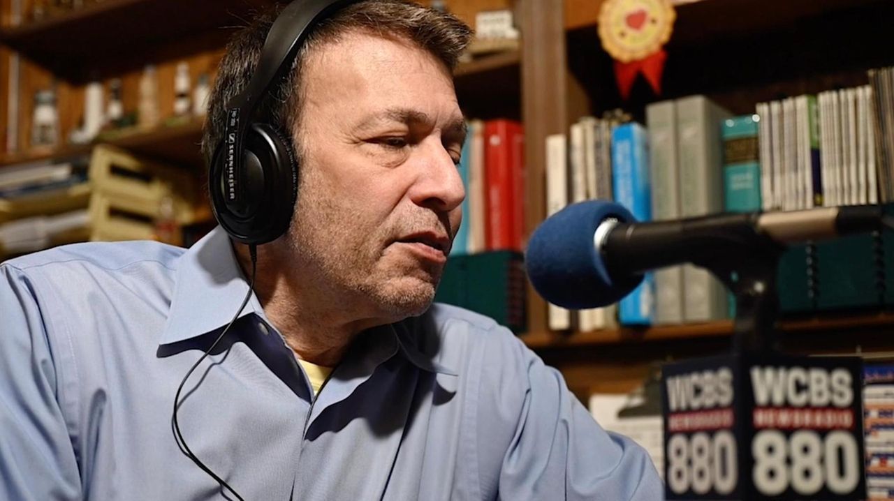 LI meteorologist Craig Allen marks 40 years at WCBS Newsradio 880 - Newsday