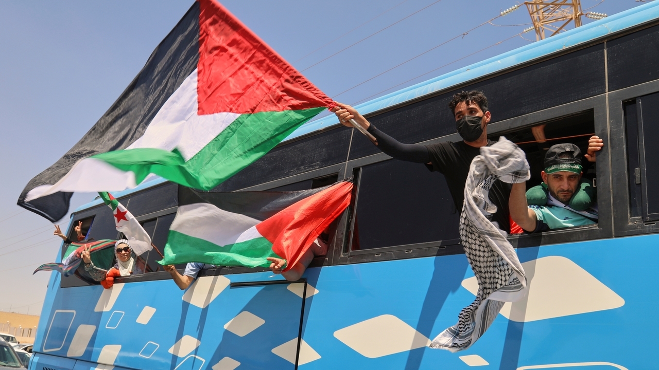 Convoy arrives in Libya en route to Gaza to challenge Israel's blockade ...
