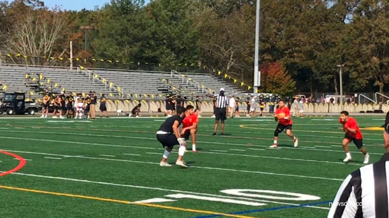 Catholic high schools open their football season - Newsday