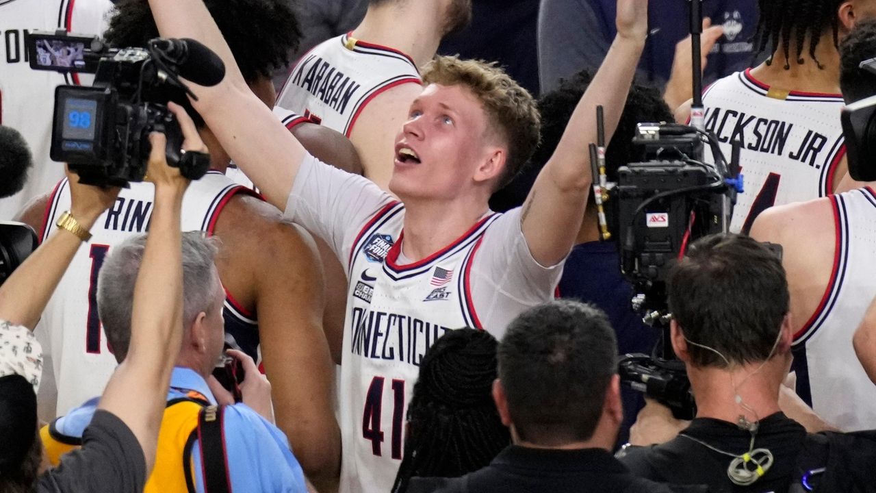 March Madness: UConn routs San Diego State to win fifth NCAA men's ...
