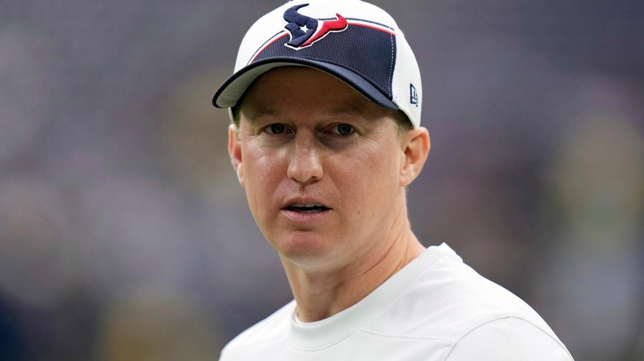 Atlanta Falcons conduct a second coaching interview with Texans ...