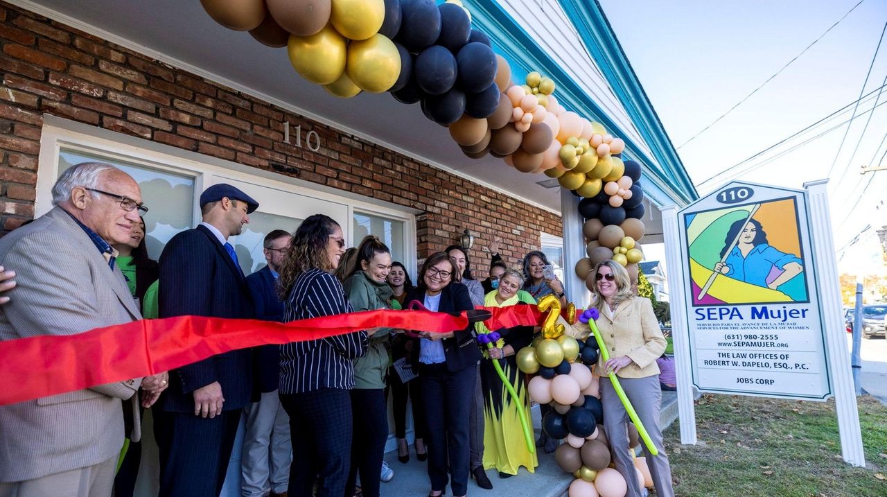 After 28 years, Latina advocacy group Sepa Mujer finds permanent home ...