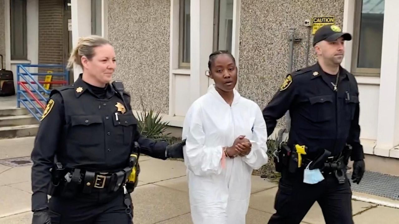 Cops: Mother killed, son injured in stabbings by his ex-girlfriend in ...