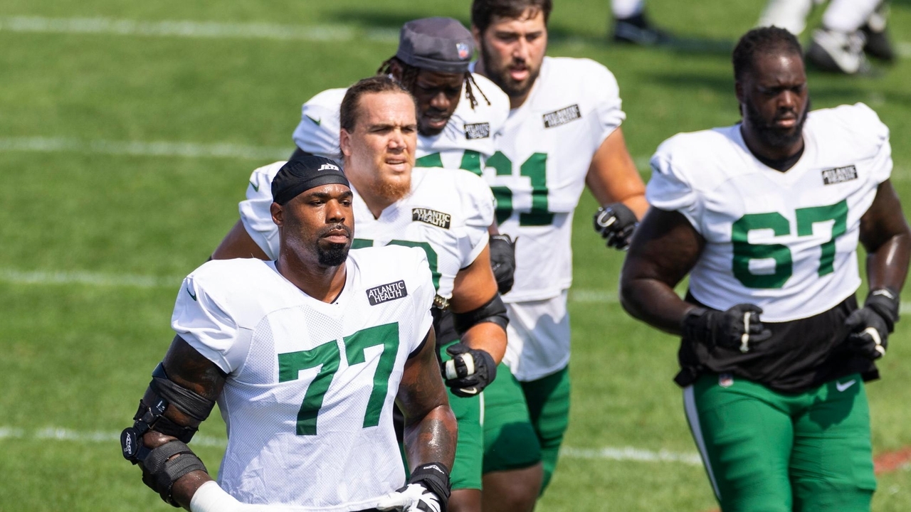 Jets have greatly improved offensive line to protect Aaron Rodgers ...