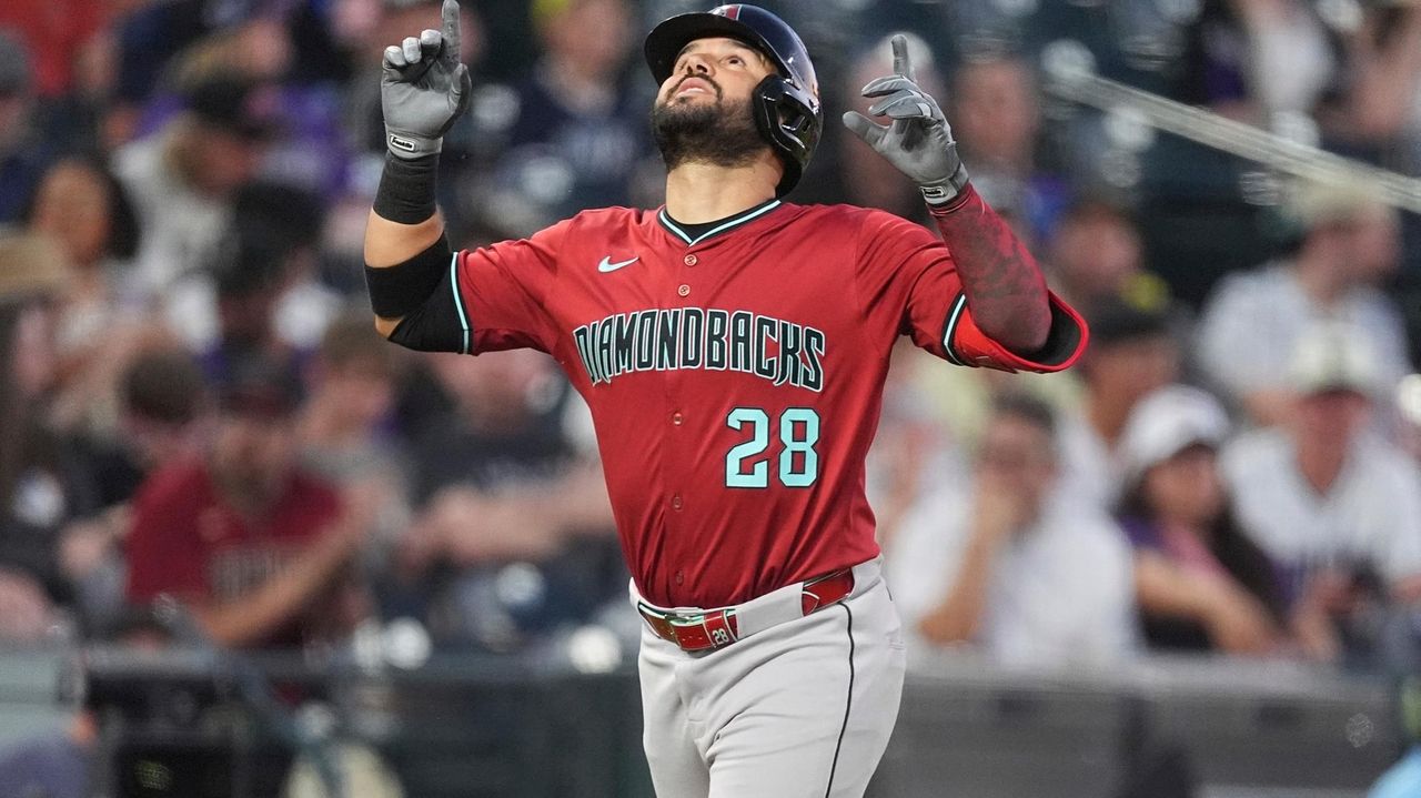 Eugenio Suárez homers twice to reach 300 in the Diamondbacks' 14-8 ...