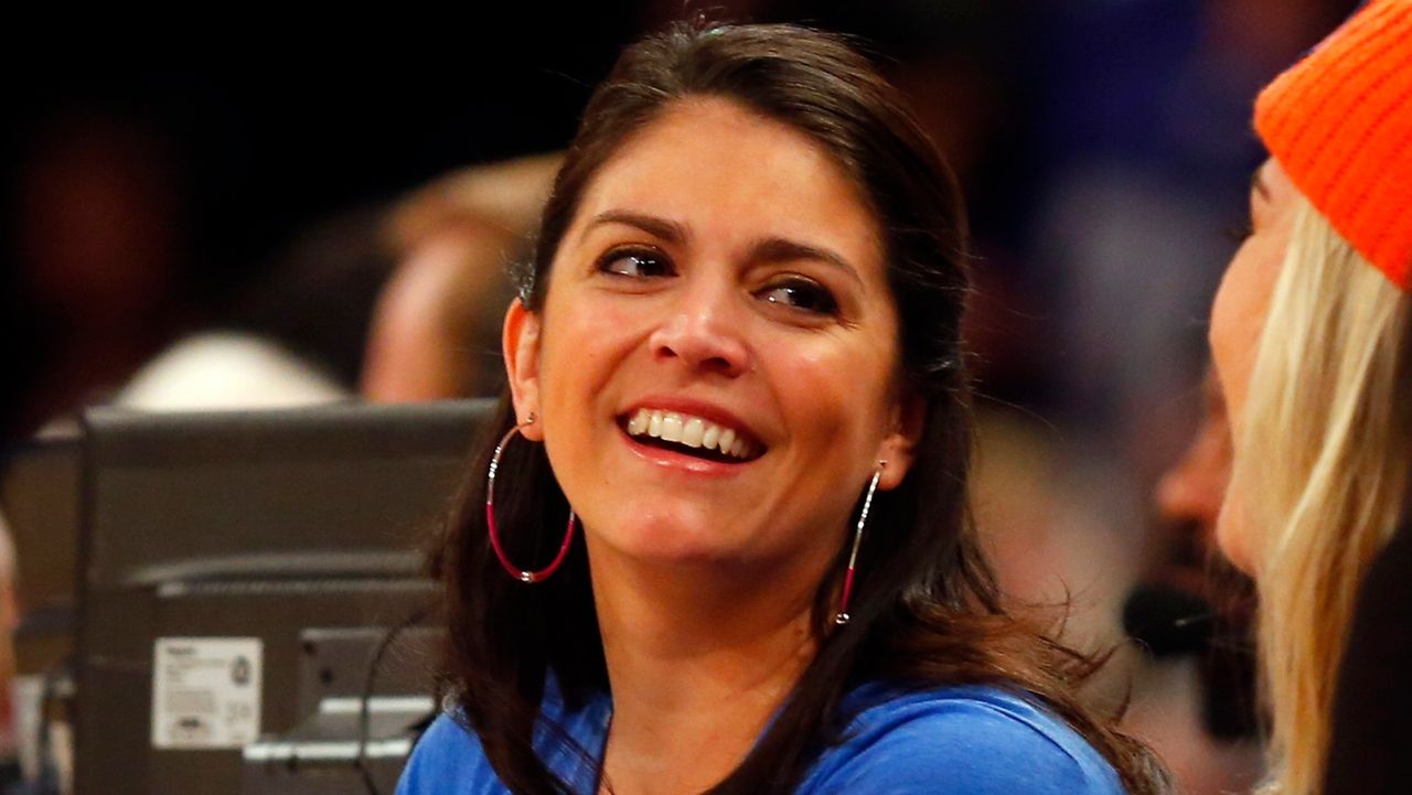 Cecily Strong leaves 'Saturday Night Live' after 11 seasons - Newsday